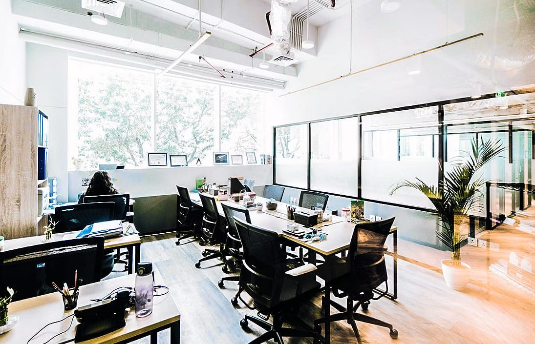 7 Private Office Jakarta Terbaik: Kerja Tim Lebih Produktif! | Workfrom